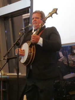 J. D. Crowe and Deering Banjos enter Banjo Hall of Fame - Bluegrass Today