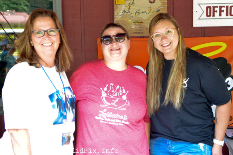 Cherokee Bluegrass Festival kicks off under new management – Bluegrass ...